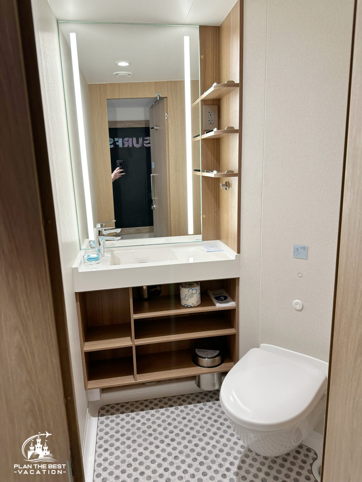 Royal Carribean Icon of the Seas Rooms - Family Infinite Ocean View Balcony